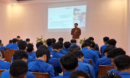 Mahasiswa Peternakan UMBY Dalami Teknologi Feedlot di Prabu Farm ...